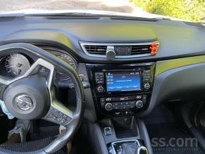 Balts Nissan Qashqai 2018 Jūrmala, ar dzinēja tilpumu 1.20 L un nobraukumu 110 tūkst. km par 13000 €, foto 4 vietnē AUTOMOTO.COM.LV