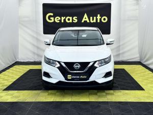 White Nissan Qashqai 2018 in Vilnius, with an engine capacity of 1.20 L and mileage of 113 thousand km for 11590 €, photo 7 on AUTOMOTO.COM.LV