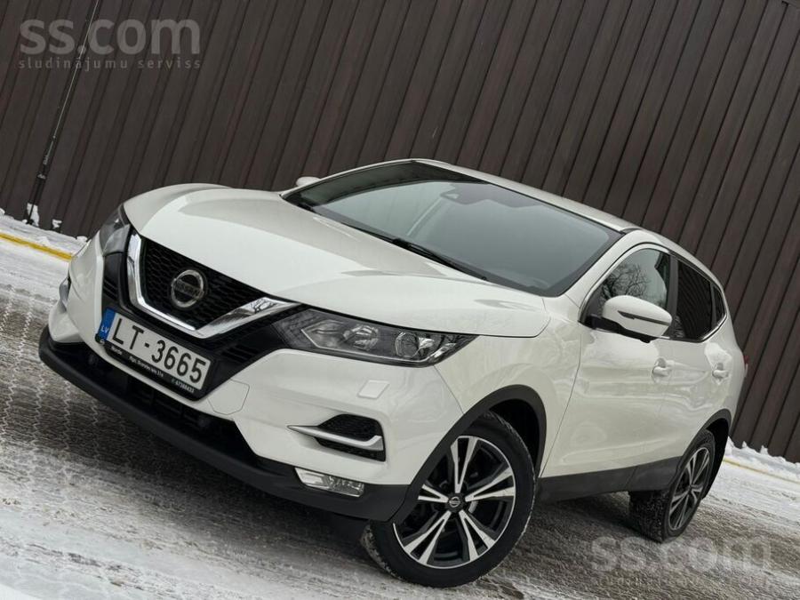 Balts Nissan Qashqai 2018 Rīga, ar dzinēja tilpumu 1.20 L un nobraukumu 219 tūkst. km par 9990 €, foto 1 vietnē AUTOMOTO.COM.LV