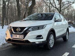 White Nissan Qashqai 2018 in Kaunas, with an engine capacity of 1.33 L and mileage of 236 thousand km for 10400 €, photo  on AUTOMOTO.COM.LV