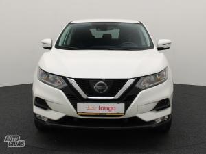 White Nissan Qashqai 2018 in Vilnius, with an engine capacity of 1.20 L and mileage of 196 thousand km for 11099 €, photo 3 on AUTOMOTO.COM.LV