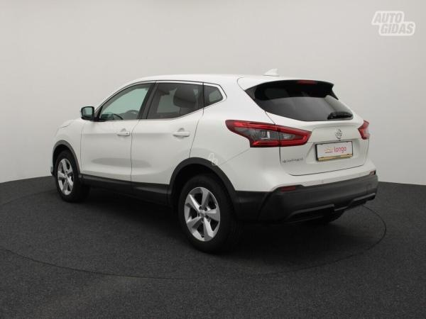 White Nissan Qashqai 2018 in Vilnius, with an engine capacity of 1.20 L and mileage of 196 thousand km for 11099 €, photo 7 on AUTOMOTO.COM.LV