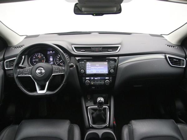 Balts Nissan Qashqai 2018 Viļņa, ar dzinēja tilpumu 1.60 L un nobraukumu 105 tūkst. km par 14999 €, foto 2 vietnē AUTOMOTO.COM.LV