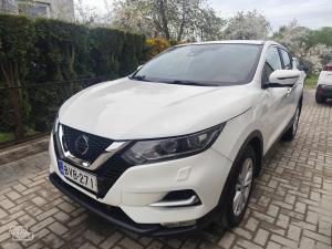 White Nissan Qashqai 2018 in Telschi, with an engine capacity of 1.20 L and mileage of 187 thousand km for 8800 €, photo 16 on AUTOMOTO.COM.LV