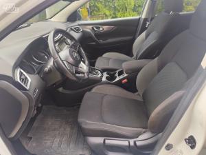 White Nissan Qashqai 2018 in Telschi, with an engine capacity of 1.20 L and mileage of 187 thousand km for 8800 €, photo 23 on AUTOMOTO.COM.LV