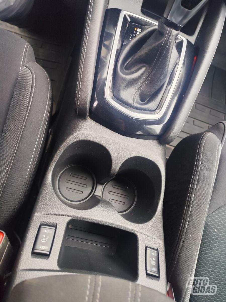 White Nissan Qashqai 2018 in Telschi, with an engine capacity of 1.20 L and mileage of 187 thousand km for 8800 €, photo 28 on AUTOMOTO.COM.LV