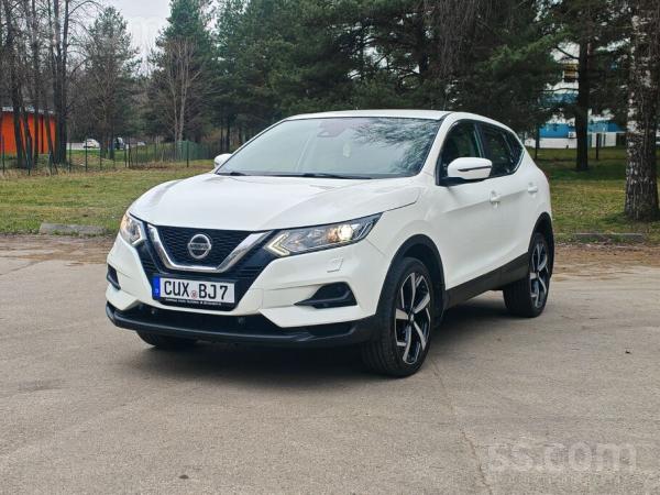 Balts Nissan Qashqai 2018 Rīga, ar dzinēja tilpumu 1.60 L un nobraukumu 220 tūkst. km par 10890 €, foto 4 vietnē AUTOMOTO.COM.LV