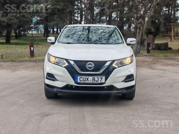 Balts Nissan Qashqai 2018 Rīga, ar dzinēja tilpumu 1.60 L un nobraukumu 220 tūkst. km par 10890 €, foto 5 vietnē AUTOMOTO.COM.LV