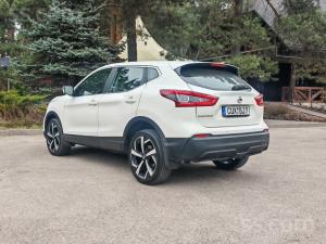 Balts Nissan Qashqai 2018 Rīga, ar dzinēja tilpumu 1.60 L un nobraukumu 220 tūkst. km par 10890 €, foto 12 vietnē AUTOMOTO.COM.LV