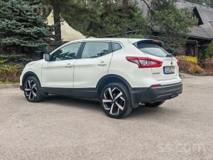 Balts Nissan Qashqai 2018 Rīga, ar dzinēja tilpumu 1.60 L un nobraukumu 220 tūkst. km par 10890 €, foto 13 vietnē AUTOMOTO.COM.LV