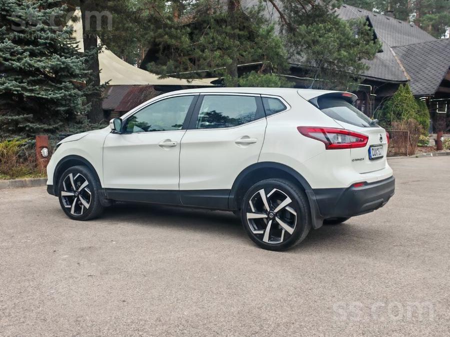 Balts Nissan Qashqai 2018 Rīga, ar dzinēja tilpumu 1.60 L un nobraukumu 220 tūkst. km par 10890 €, foto 14 vietnē AUTOMOTO.COM.LV