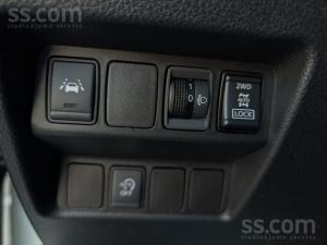 Balts Nissan Qashqai 2018 Rīga, ar dzinēja tilpumu 1.60 L un nobraukumu 220 tūkst. km par 10890 €, foto 16 vietnē AUTOMOTO.COM.LV