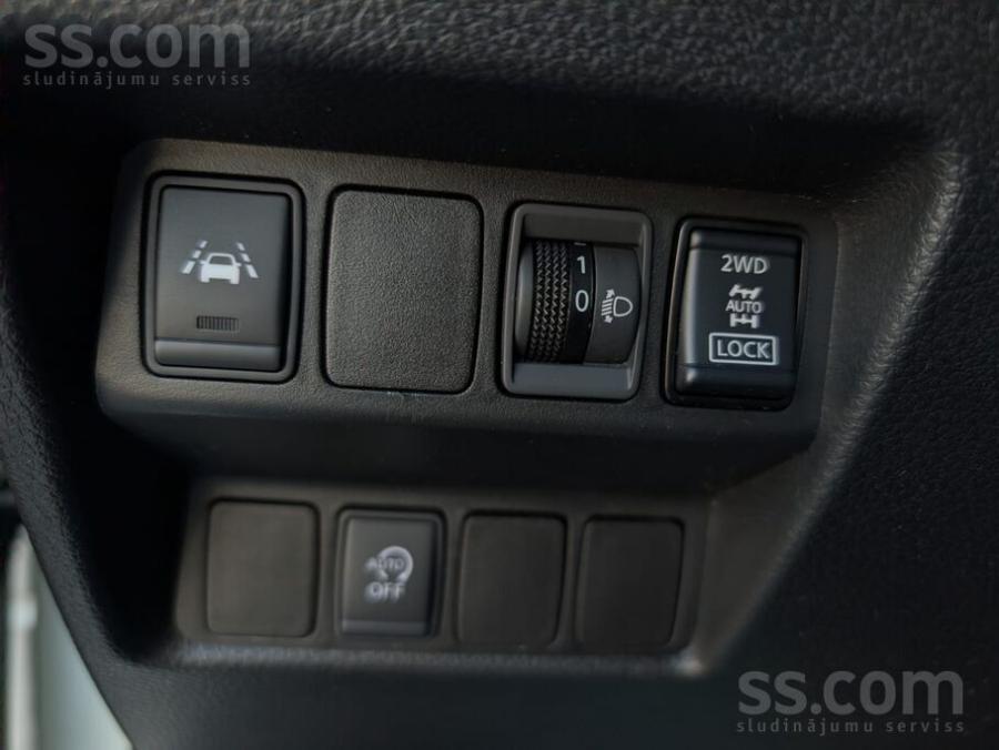 Balts Nissan Qashqai 2018 Rīga, ar dzinēja tilpumu 1.60 L un nobraukumu 220 tūkst. km par 10890 €, foto 16 vietnē AUTOMOTO.COM.LV