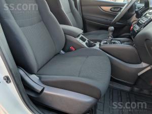 Balts Nissan Qashqai 2018 Rīga, ar dzinēja tilpumu 1.60 L un nobraukumu 220 tūkst. km par 10890 €, foto 25 vietnē AUTOMOTO.COM.LV