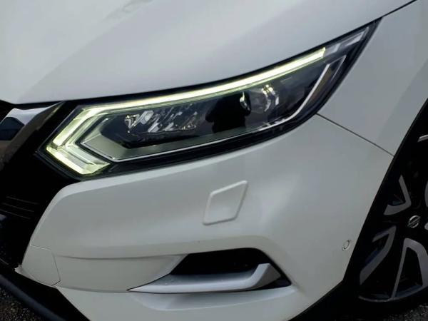 Белый Ниссан Кашкай 2018 в Елгава, объемом двигателя 1.20 л и пробегом 147 тыс. км за 11990 €, фото 8 на AUTOMOTO.COM.LV