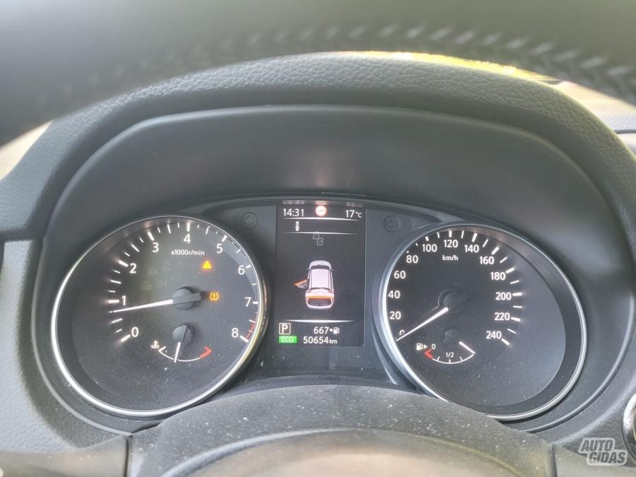 White Nissan Qashqai 2018 in Vilnius, with an engine capacity of 1.20 L and mileage of 51 thousand km for 4300 €, photo 17 on AUTOMOTO.COM.LV
