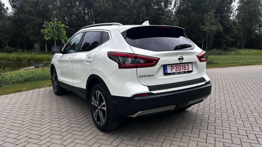 Balts Nissan Qashqai 2018 Utena, ar dzinēja tilpumu 1.20 L un nobraukumu 231 tūkst. km par 8250 €, foto 16 vietnē AUTOMOTO.COM.LV