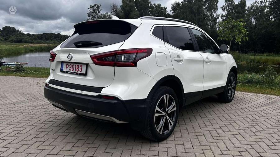 Balts Nissan Qashqai 2018 Utena, ar dzinēja tilpumu 1.20 L un nobraukumu 231 tūkst. km par 8250 €, foto 18 vietnē AUTOMOTO.COM.LV
