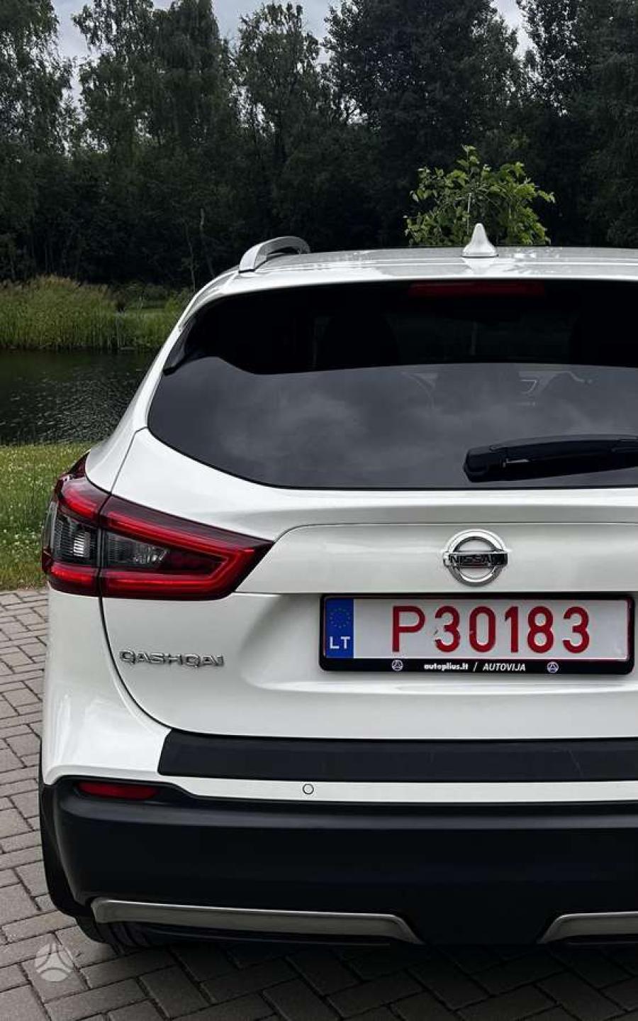 Balts Nissan Qashqai 2018 Utena, ar dzinēja tilpumu 1.20 L un nobraukumu 231 tūkst. km par 8250 €, foto 19 vietnē AUTOMOTO.COM.LV
