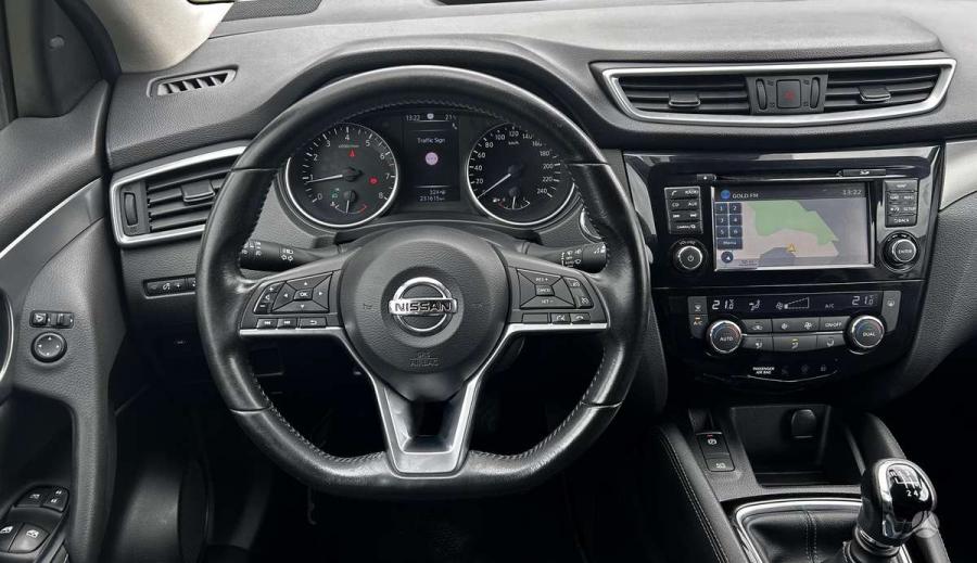 Balts Nissan Qashqai 2018 Utena, ar dzinēja tilpumu 1.20 L un nobraukumu 231 tūkst. km par 8250 €, foto 22 vietnē AUTOMOTO.COM.LV
