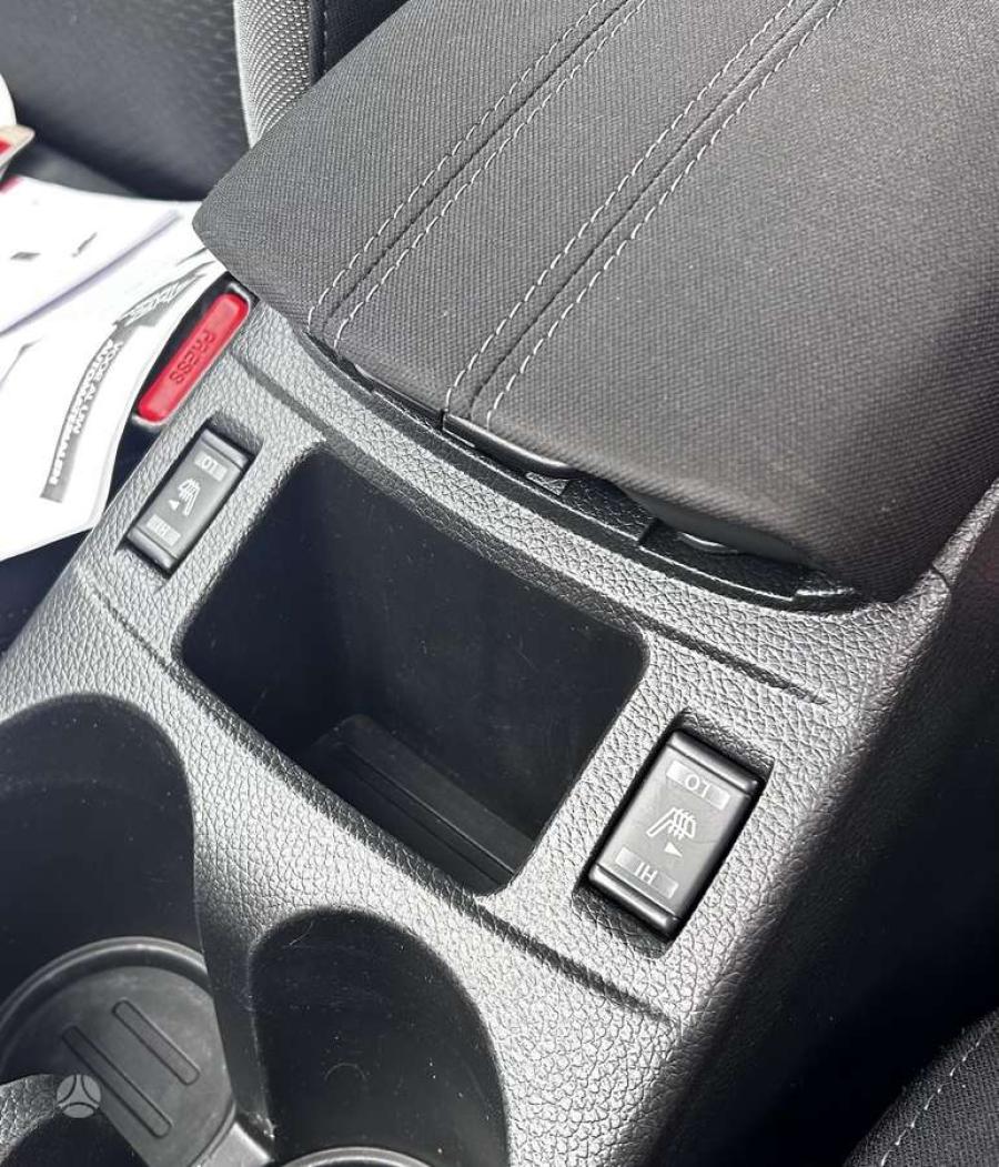 Balts Nissan Qashqai 2018 Utena, ar dzinēja tilpumu 1.20 L un nobraukumu 231 tūkst. km par 8250 €, foto 33 vietnē AUTOMOTO.COM.LV