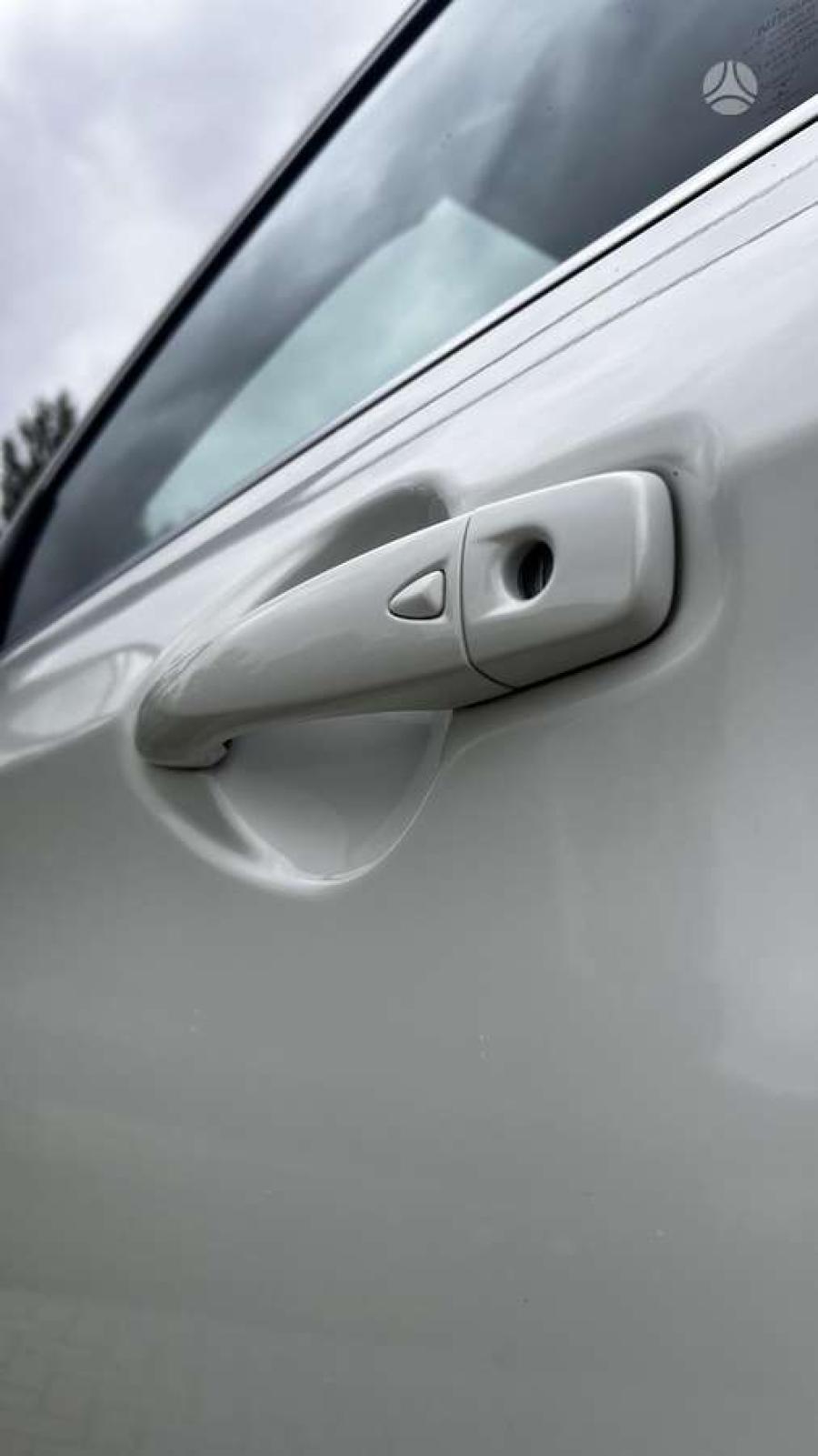 Balts Nissan Qashqai 2018 Utena, ar dzinēja tilpumu 1.20 L un nobraukumu 231 tūkst. km par 8250 €, foto 35 vietnē AUTOMOTO.COM.LV