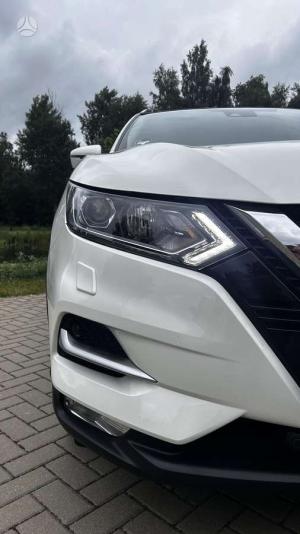 Balts Nissan Qashqai 2018 Utena, ar dzinēja tilpumu 1.20 L un nobraukumu 231 tūkst. km par 8250 €, foto 40 vietnē AUTOMOTO.COM.LV