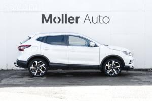 White Nissan Qashqai 2018 in Riga, with an engine capacity of 1.20 L and mileage of 112 thousand km for 10900 €, photo 6 on AUTOMOTO.COM.LV
