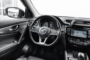 White Nissan Qashqai 2018 in Riga, with an engine capacity of 1.20 L and mileage of 112 thousand km for 10900 €, photo 19 on AUTOMOTO.COM.LV