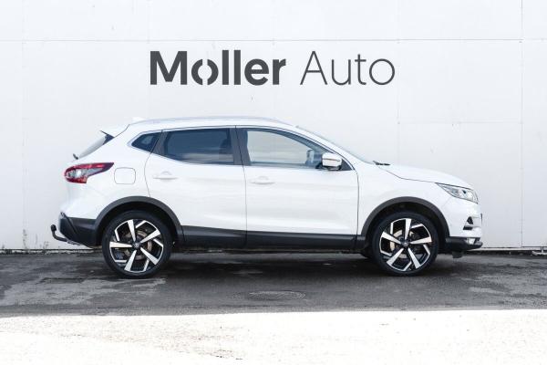 Balts Nissan Qashqai 2018 Rīga, ar dzinēja tilpumu 1.20 L un nobraukumu 112 tūkst. km par 10900 €, foto 5 vietnē AUTOMOTO.COM.LV