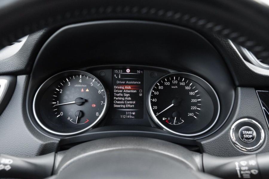 White Nissan Qashqai 2018 in Riga, with an engine capacity of 1.20 L and mileage of 112 thousand km for 10900 €, photo 12 on AUTOMOTO.COM.LV