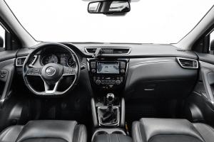 White Nissan Qashqai 2018 in Riga, with an engine capacity of 1.20 L and mileage of 112 thousand km for 10900 €, photo 20 on AUTOMOTO.COM.LV