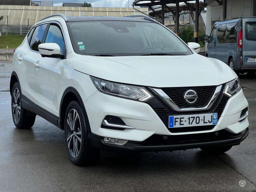Balts Nissan Qashqai 2018 Tauragė, ar dzinēja tilpumu 1.20 L un nobraukumu 127 tūkst. km par 10000 €, foto 3 vietnē AUTOMOTO.COM.LV