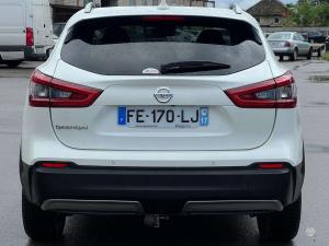 Balts Nissan Qashqai 2018 Tauragė, ar dzinēja tilpumu 1.20 L un nobraukumu 127 tūkst. km par 10000 €, foto 9 vietnē AUTOMOTO.COM.LV