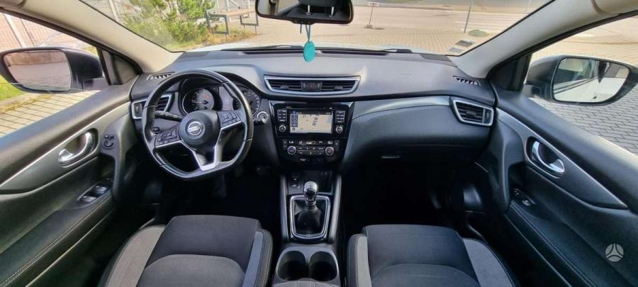 Balts Nissan Qashqai 2018 Šauļi, ar dzinēja tilpumu 1.60 L un nobraukumu 218 tūkst. km par 11500 €, foto 16 vietnē AUTOMOTO.COM.LV