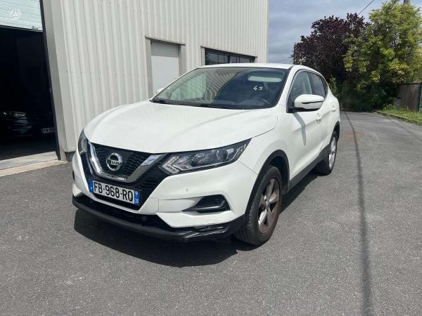 Balts Nissan Qashqai 2018 Tauragė, ar dzinēja tilpumu 1.20 L un nobraukumu 159 tūkst. km par 7900 €, foto  vietnē AUTOMOTO.COM.LV