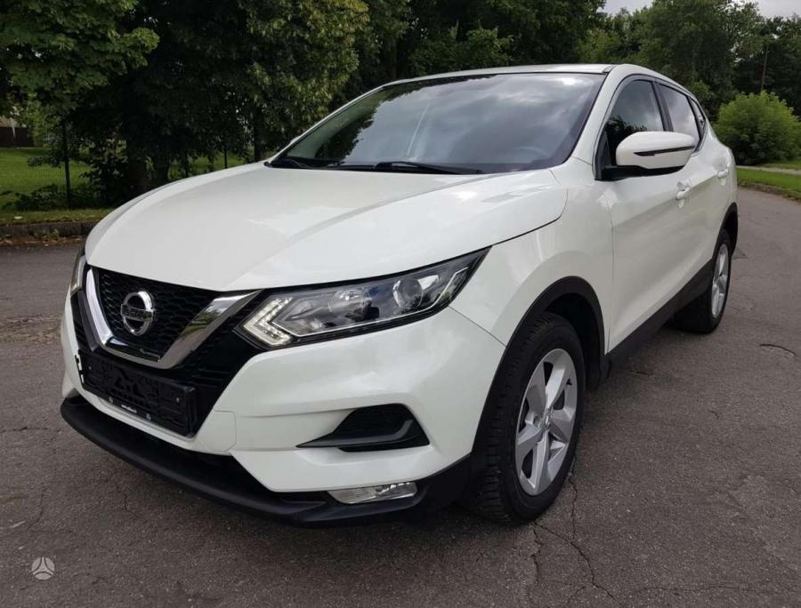 Balts Nissan Qashqai 2018 Šauļi, ar dzinēja tilpumu 1.60 L un nobraukumu 183 tūkst. km par 10700 €, foto 1 vietnē AUTOMOTO.COM.LV