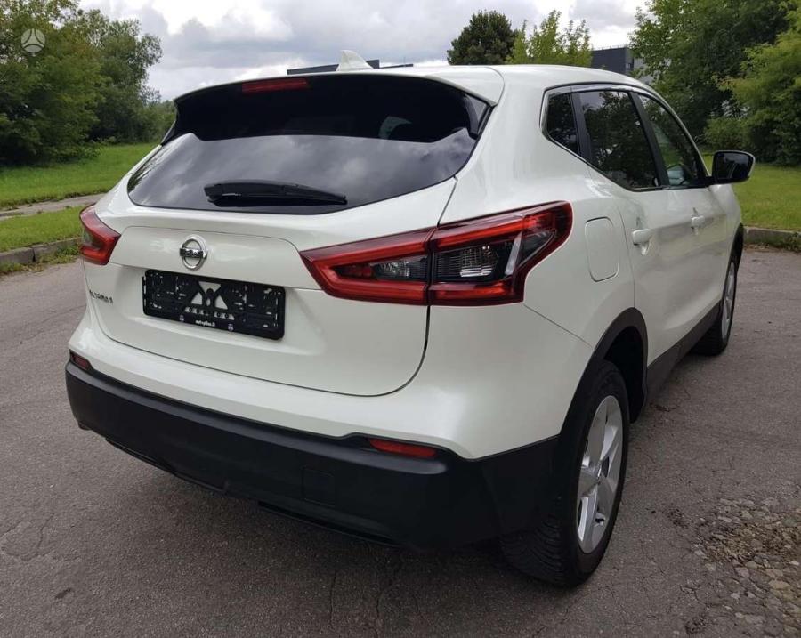 Balts Nissan Qashqai 2018 Šauļi, ar dzinēja tilpumu 1.60 L un nobraukumu 183 tūkst. km par 10700 €, foto 5 vietnē AUTOMOTO.COM.LV