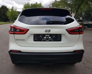 Balts Nissan Qashqai 2018 Šauļi, ar dzinēja tilpumu 1.60 L un nobraukumu 183 tūkst. km par 10700 €, foto 6 vietnē AUTOMOTO.COM.LV