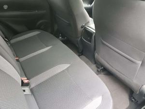 Balts Nissan Qashqai 2018 Šauļi, ar dzinēja tilpumu 1.60 L un nobraukumu 183 tūkst. km par 10700 €, foto 10 vietnē AUTOMOTO.COM.LV