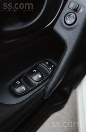 Balts Nissan Qashqai 2018 Rīga, ar dzinēja tilpumu 1.20 L un nobraukumu 102 tūkst. km par 11800 €, foto 11 vietnē AUTOMOTO.COM.LV