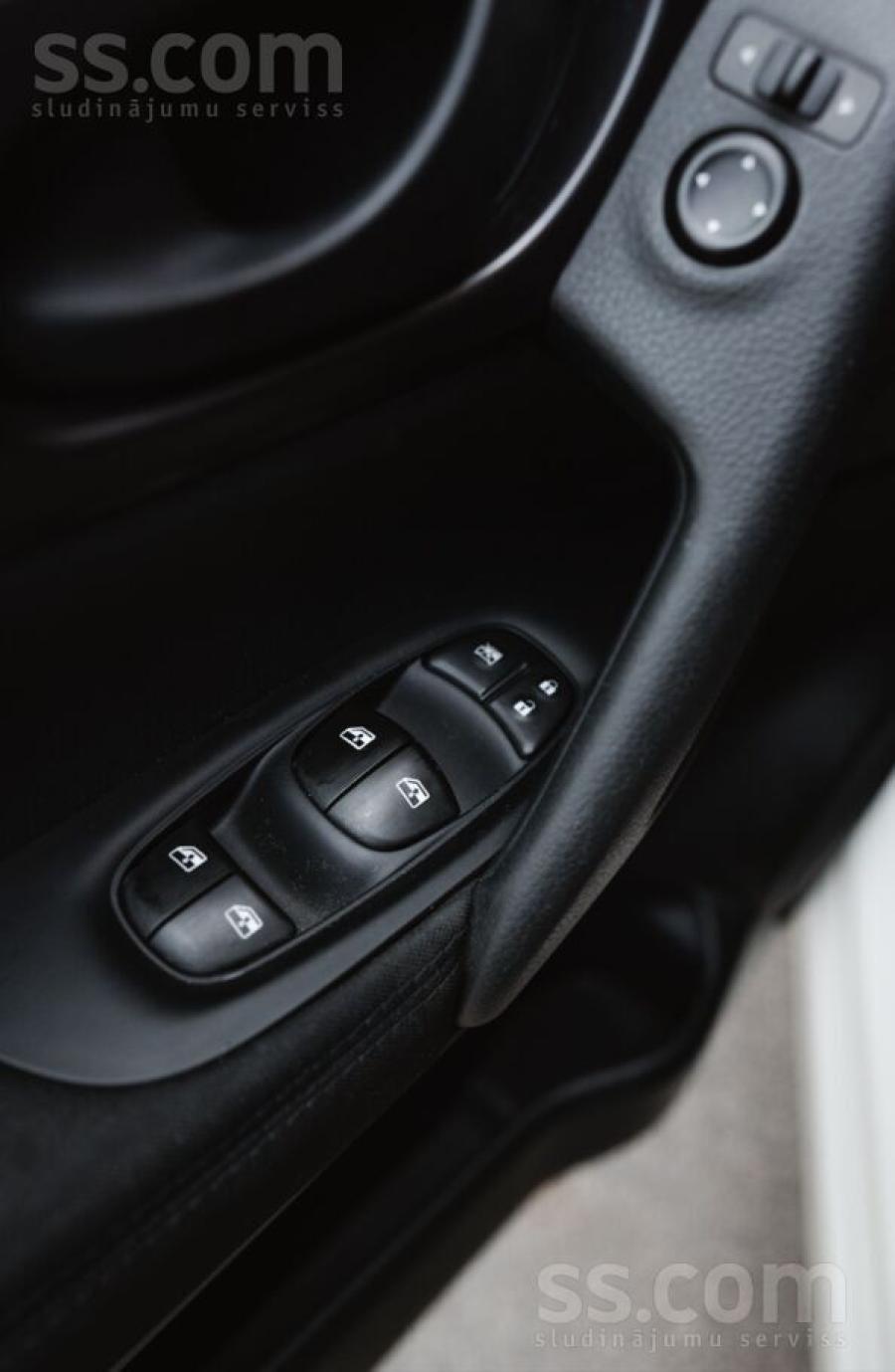 Balts Nissan Qashqai 2018 Rīga, ar dzinēja tilpumu 1.20 L un nobraukumu 102 tūkst. km par 11800 €, foto 11 vietnē AUTOMOTO.COM.LV