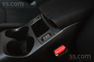 Balts Nissan Qashqai 2018 Rīga, ar dzinēja tilpumu 1.20 L un nobraukumu 102 tūkst. km par 11800 €, foto 12 vietnē AUTOMOTO.COM.LV