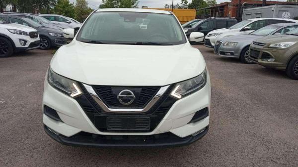 Balts Nissan Qashqai 2018 Panevēža, ar dzinēja tilpumu 1.46 L un nobraukumu 225 tūkst. km par 8900 €, foto 5 vietnē AUTOMOTO.COM.LV