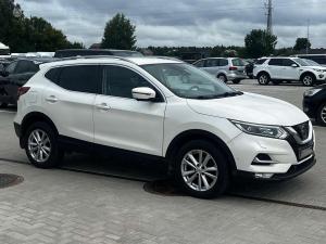 Белый Ниссан Кашкай 2018 в Таураге, объемом двигателя 1.20 л и пробегом 175 тыс. км за 8700 €, фото 3 на AUTOMOTO.COM.LV