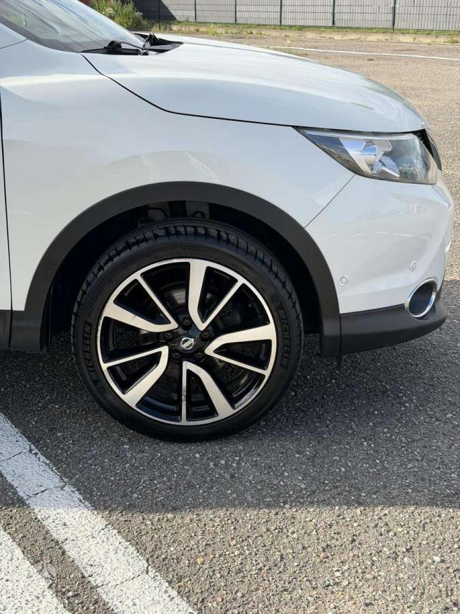 Balts Nissan Qashqai 2018 Kėdainiai, ar dzinēja tilpumu 1.46 L un nobraukumu 230 tūkst. km par 9000 €, foto 9 vietnē AUTOMOTO.COM.LV