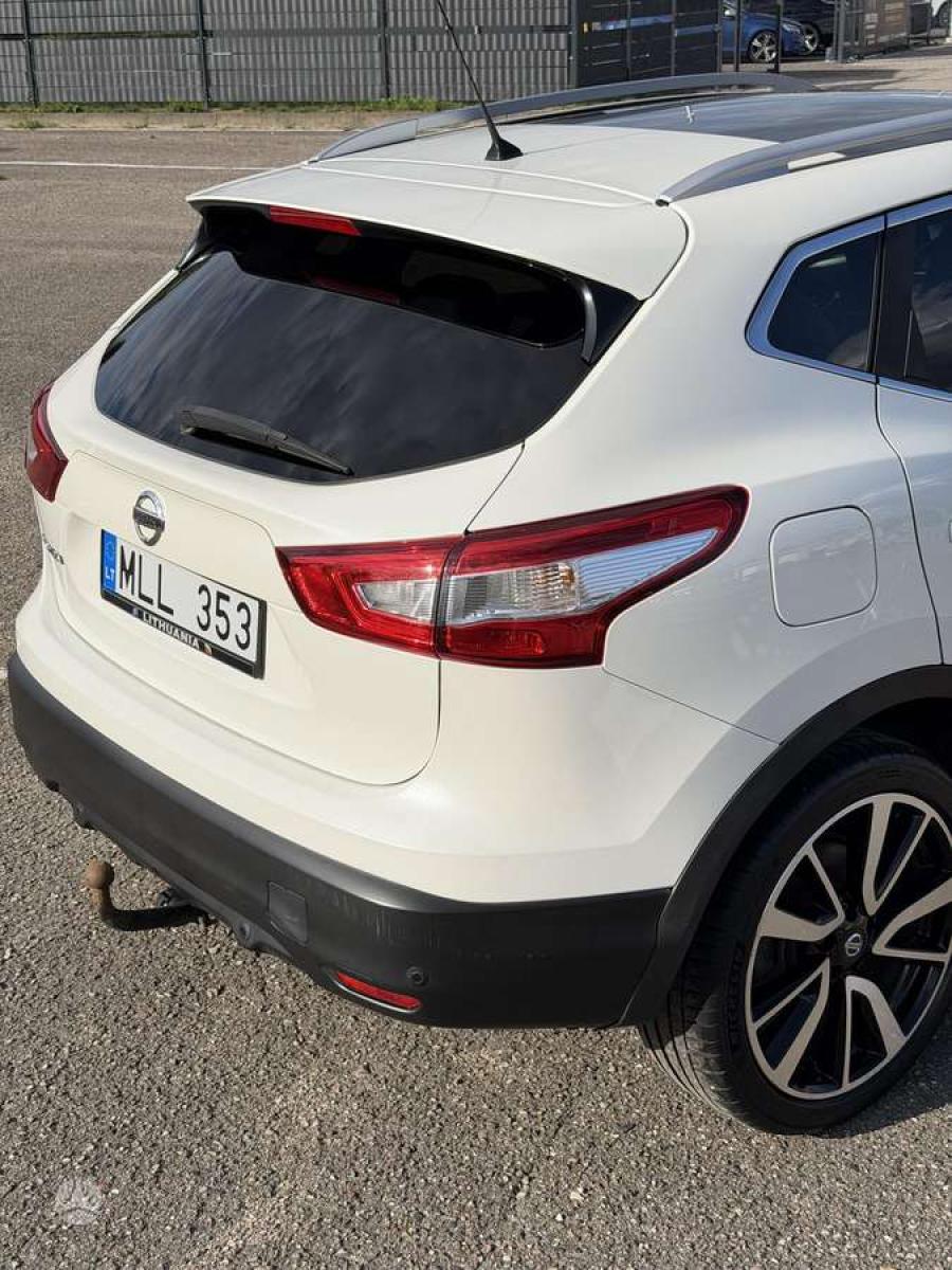 Balts Nissan Qashqai 2018 Kėdainiai, ar dzinēja tilpumu 1.46 L un nobraukumu 230 tūkst. km par 9000 €, foto 11 vietnē AUTOMOTO.COM.LV