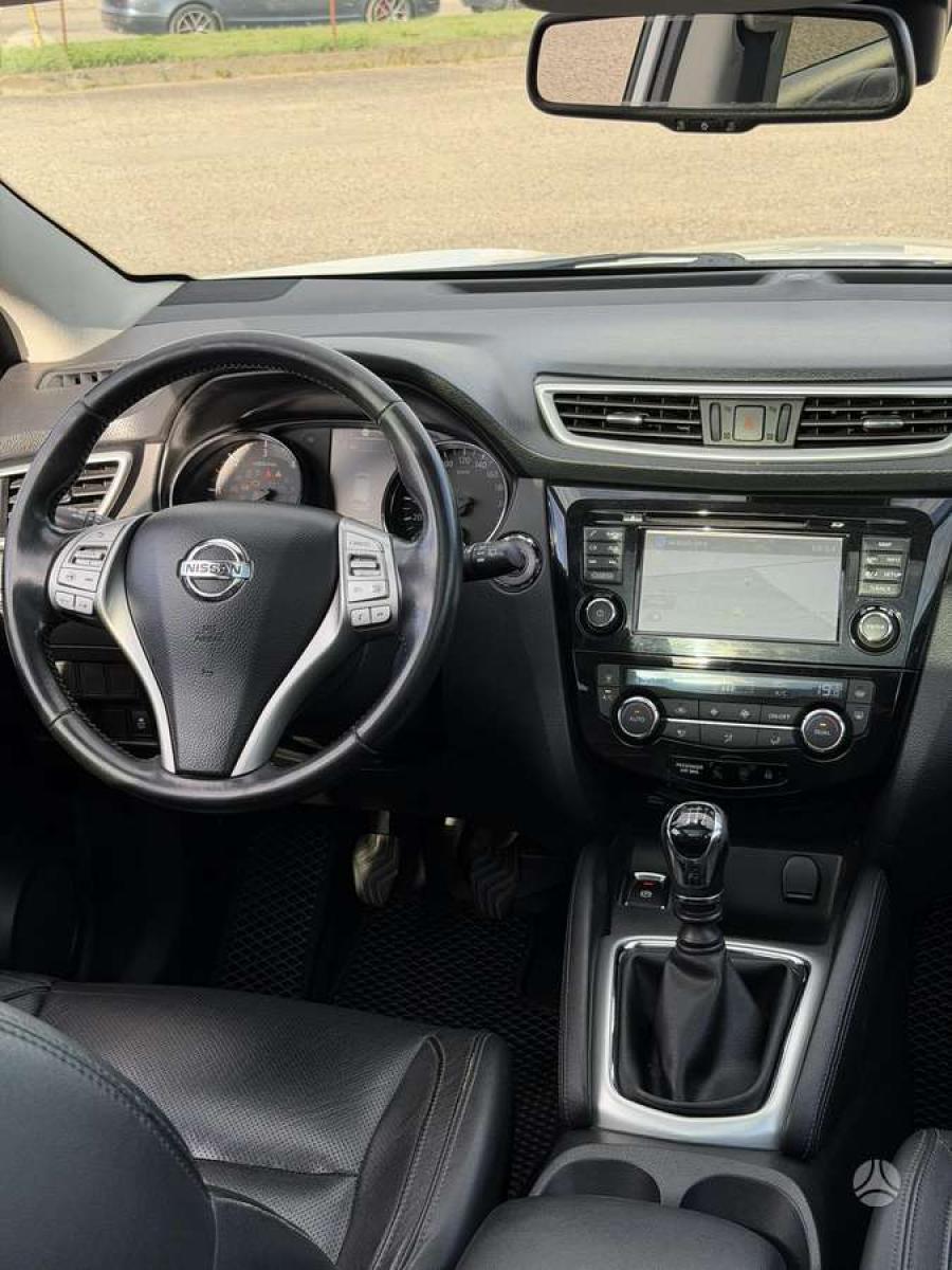 Balts Nissan Qashqai 2018 Kėdainiai, ar dzinēja tilpumu 1.46 L un nobraukumu 230 tūkst. km par 9000 €, foto 26 vietnē AUTOMOTO.COM.LV
