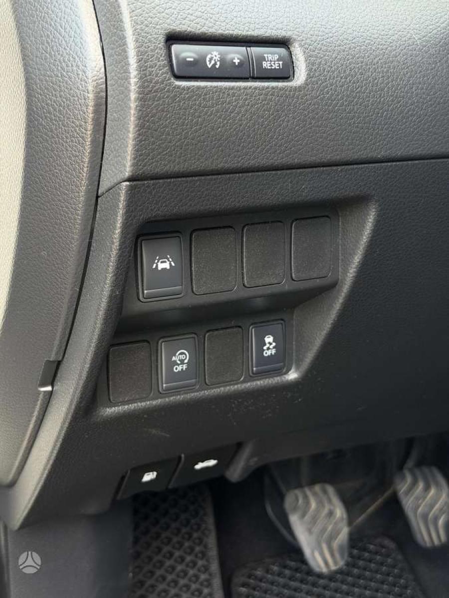 Balts Nissan Qashqai 2018 Kėdainiai, ar dzinēja tilpumu 1.46 L un nobraukumu 230 tūkst. km par 9000 €, foto 28 vietnē AUTOMOTO.COM.LV