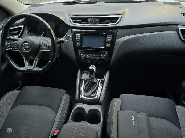 Balts Nissan Qashqai 2018 Viļņa, ar dzinēja tilpumu 1.60 L un nobraukumu 190 tūkst. km par 11800 €, foto 6 vietnē AUTOMOTO.COM.LV